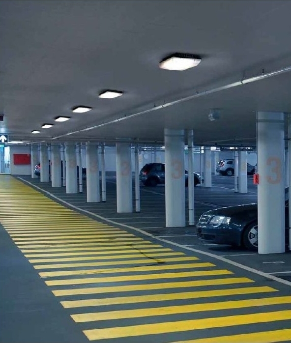 BULKY BULKHEAD LIGHS | Lux Tech